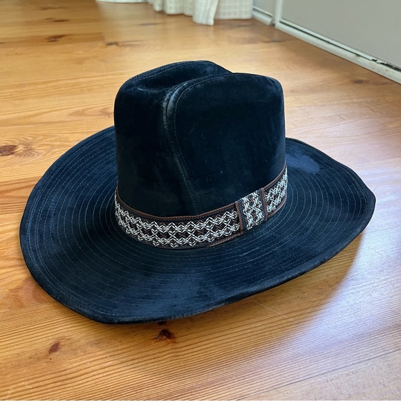 Ya Los Angeles | Accessories | Ya Western Mens Felt Cowboy Hat Size M 7 ...